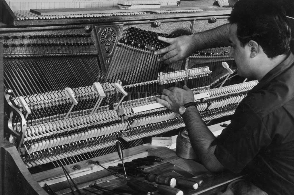 La historia de "La Primera": la fábrica de pianos orgullo de Pilar que ...